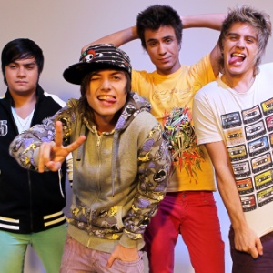 Restart fará homenagem a Roberto Carlos em show domingo (26) no Rio